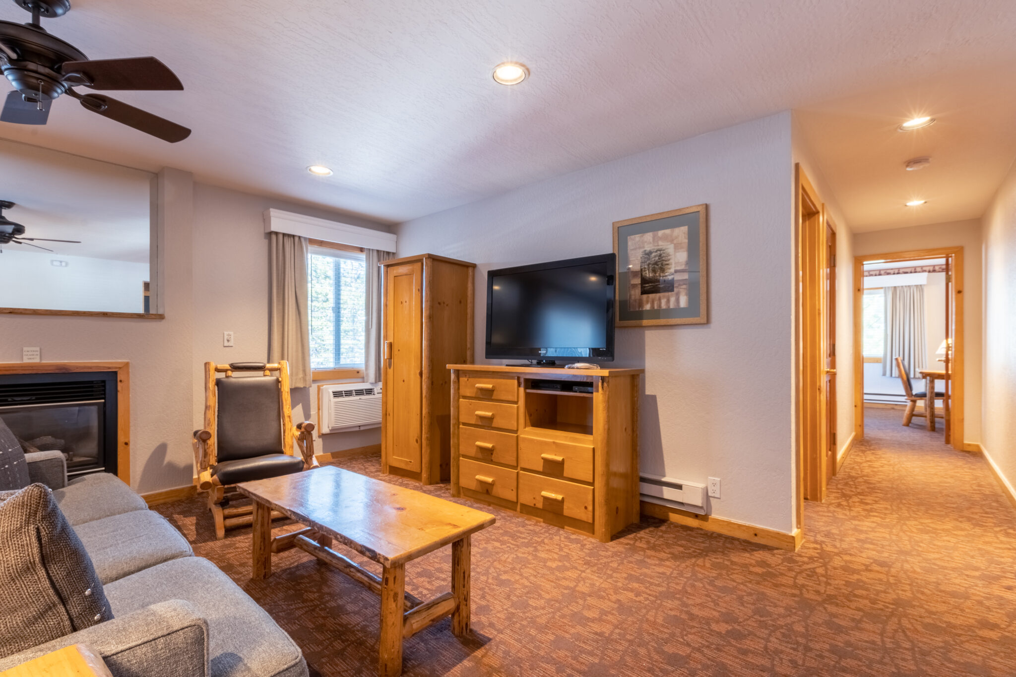 Rooms | Red Wolf Lodge at Olympic Valley